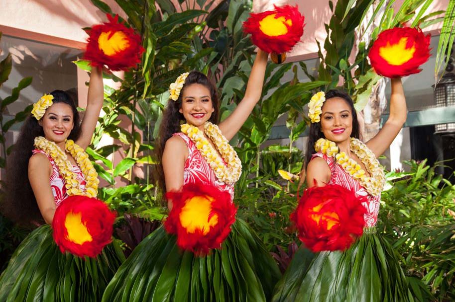 Ahaaina Luau - Waikiki Luau | Royal Hawaiian Resort