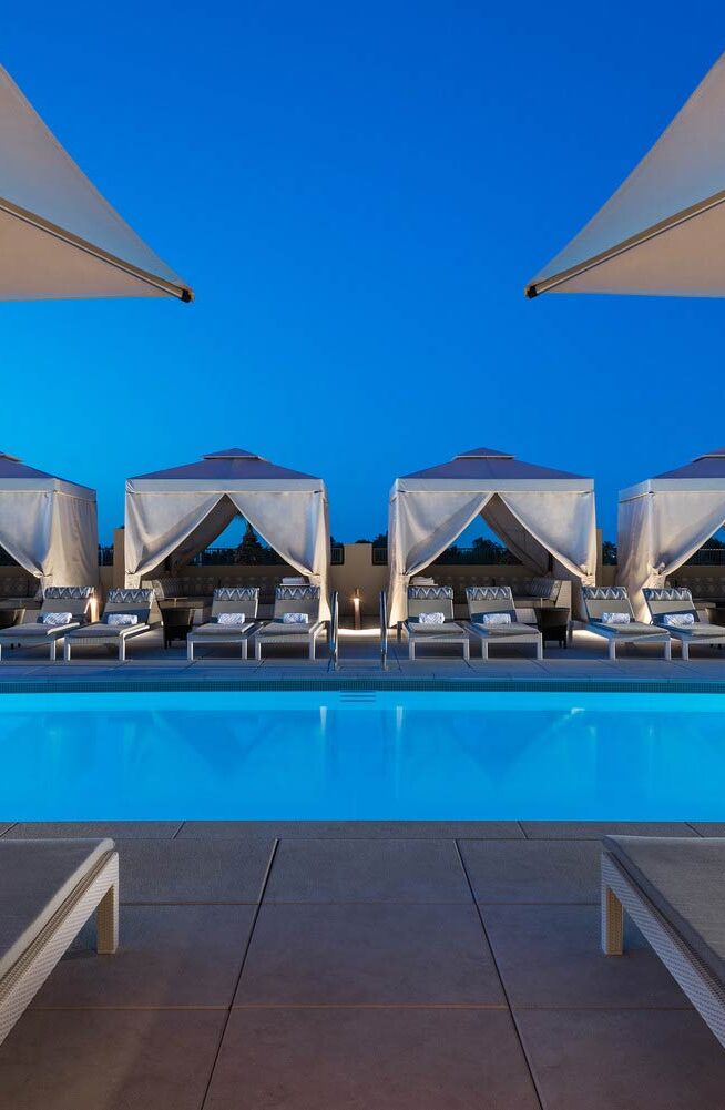The Rooftop Pool - Scottsdale Luxury Spa | The Phoenician